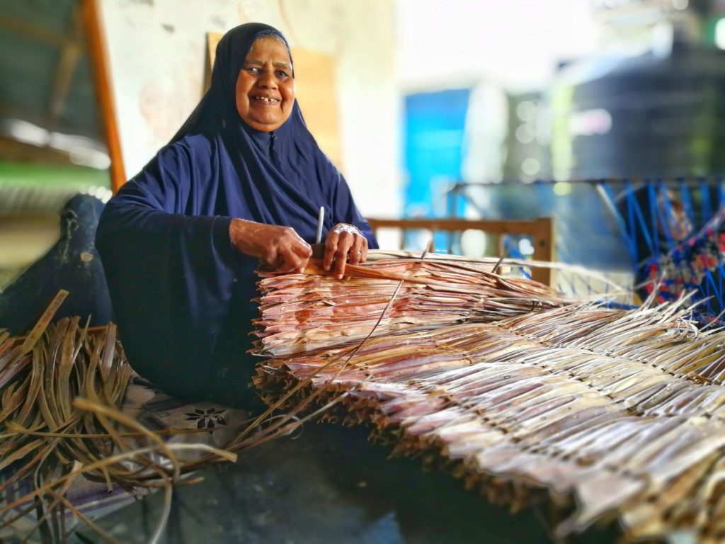 The Art of Coir Rope Making - The Maldives Expert