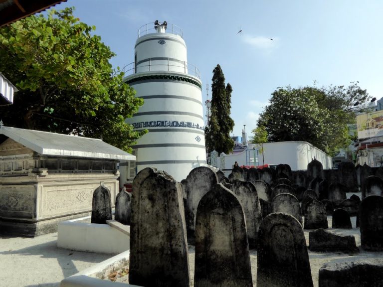 Top Attractions in Malé - Hukuru Miskiy - The Maldives Expert