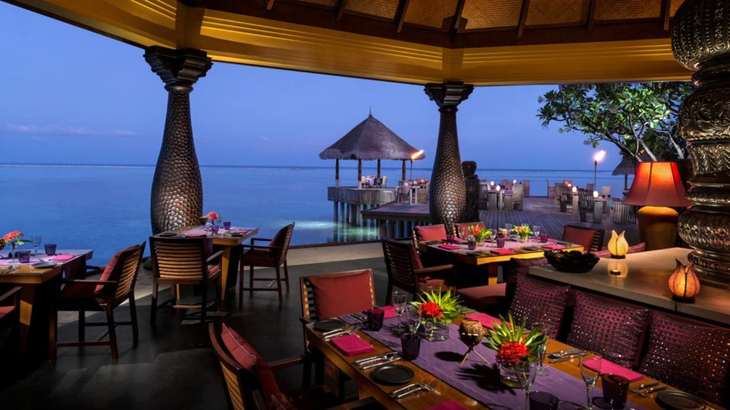 Dining in Paradise: The Maldives’ Finest Tables - The Maldives Expert